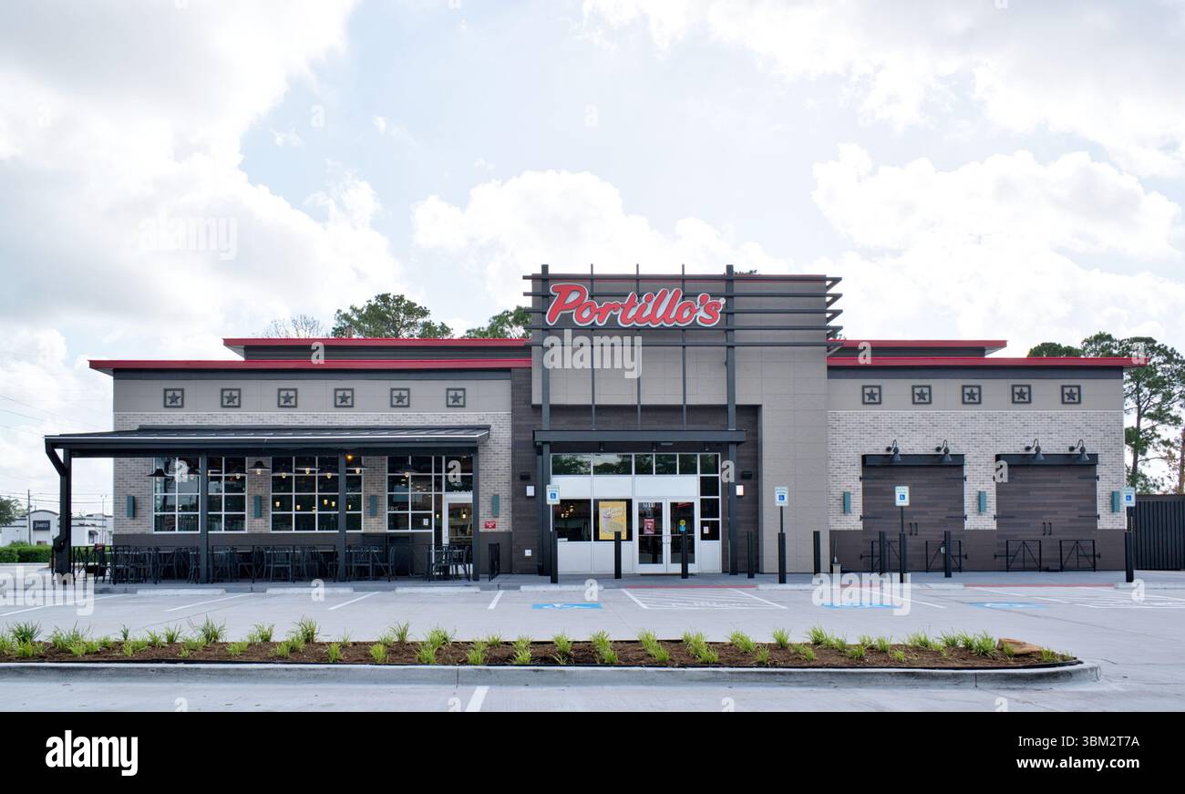 Houston, Texas USA 06-22-2025: Portillos fast food restaurant location ...