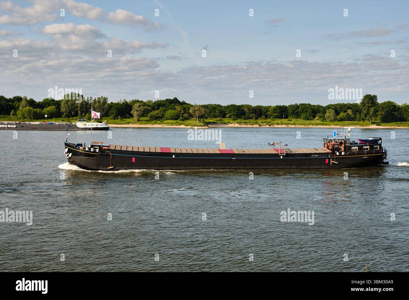 June 3, 2025 - Tolkamer-Netherlands: A small vintage inland cargo barge ...