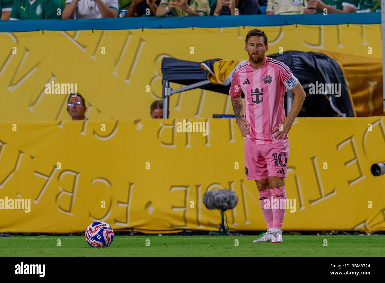 MIAMI GARDENS, FL - JUNE 23: Lionel Messi (10) of Inter Miami CF looks ...