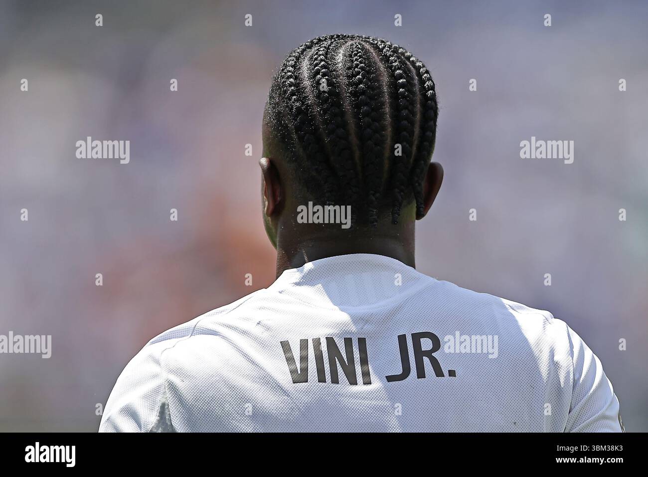 Vinicius jr s hairstyle hi-res stock photography and images - Alamy