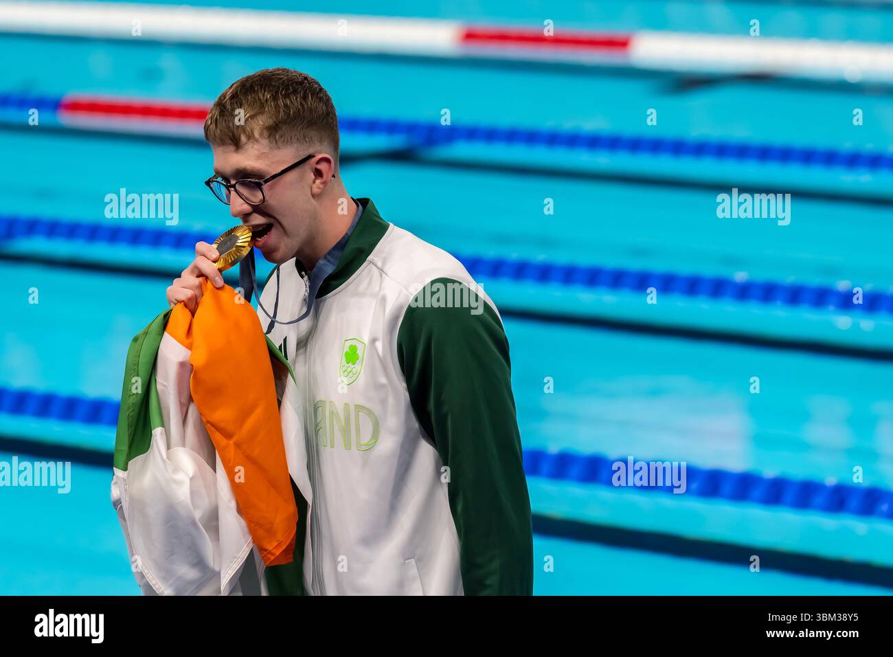 DANIEL WIFFEN (IRL) wins the Men’s 800m Freestyle at the Paris La ...