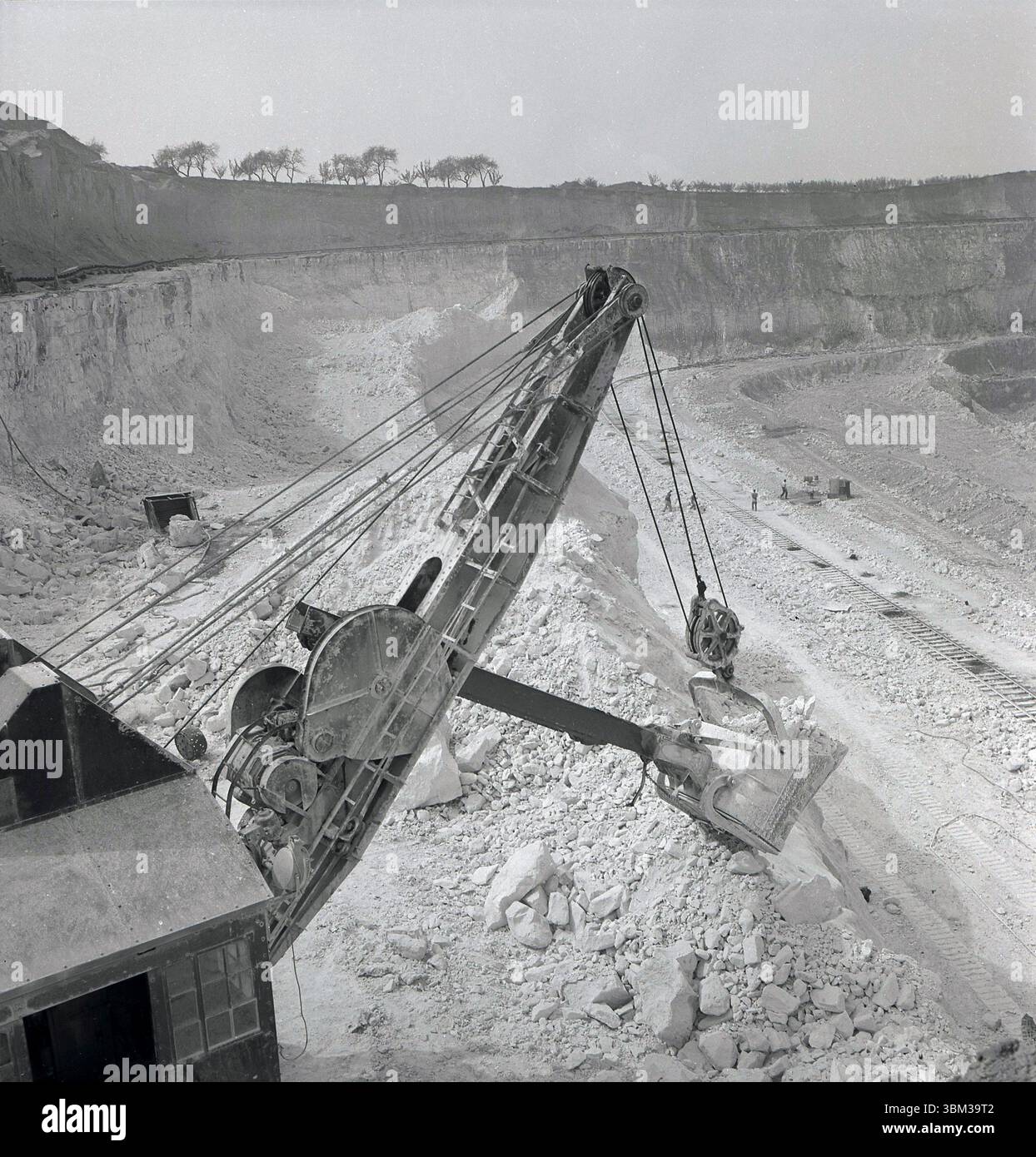 1950s, historical, giant open-cast or surface mine, mechanical dragline ...