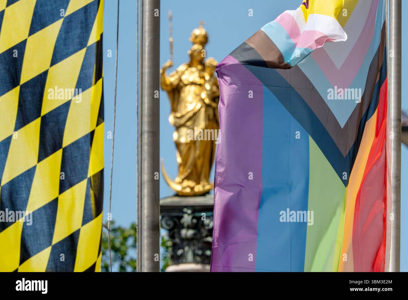 Lgbtqia flagge hi-res stock photography and images - Alamy