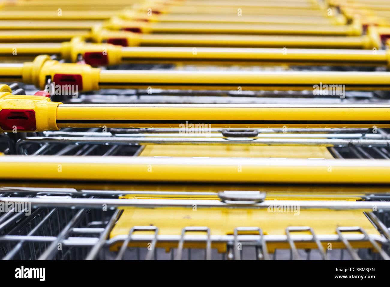Storecart hi-res stock photography and images - Alamy