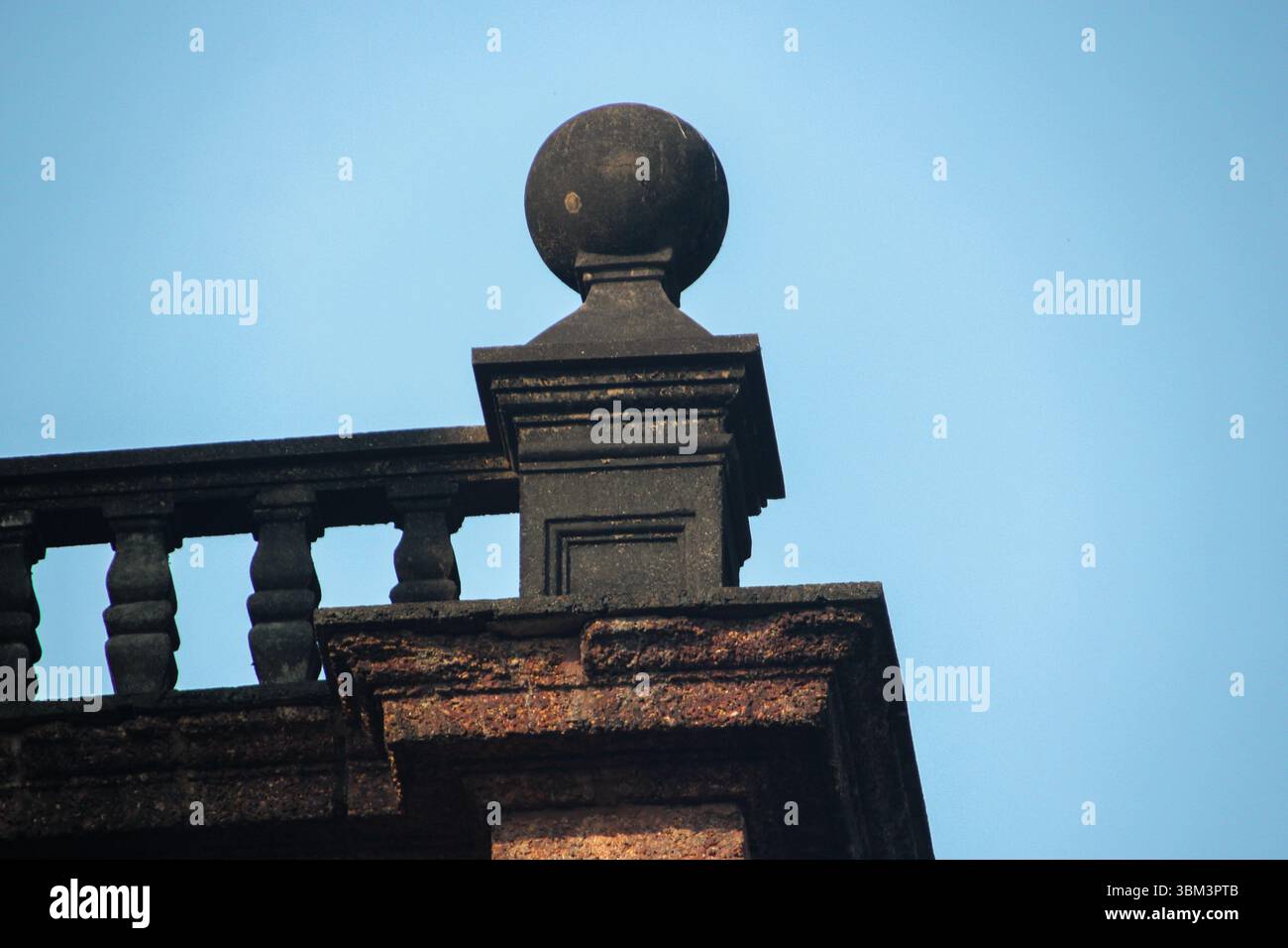 Grand finial hi-res stock photography and images - Alamy