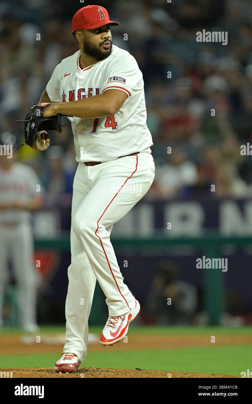 Los Angeles Angels relief pitcher Kenley Jansen delivers to the plate ...