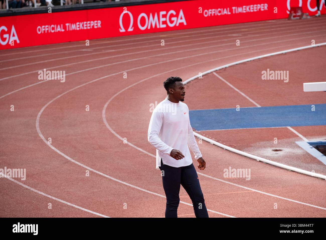 Aaron Brown of Canada. The Men's 200m Sprint at the Wanda Diamond ...