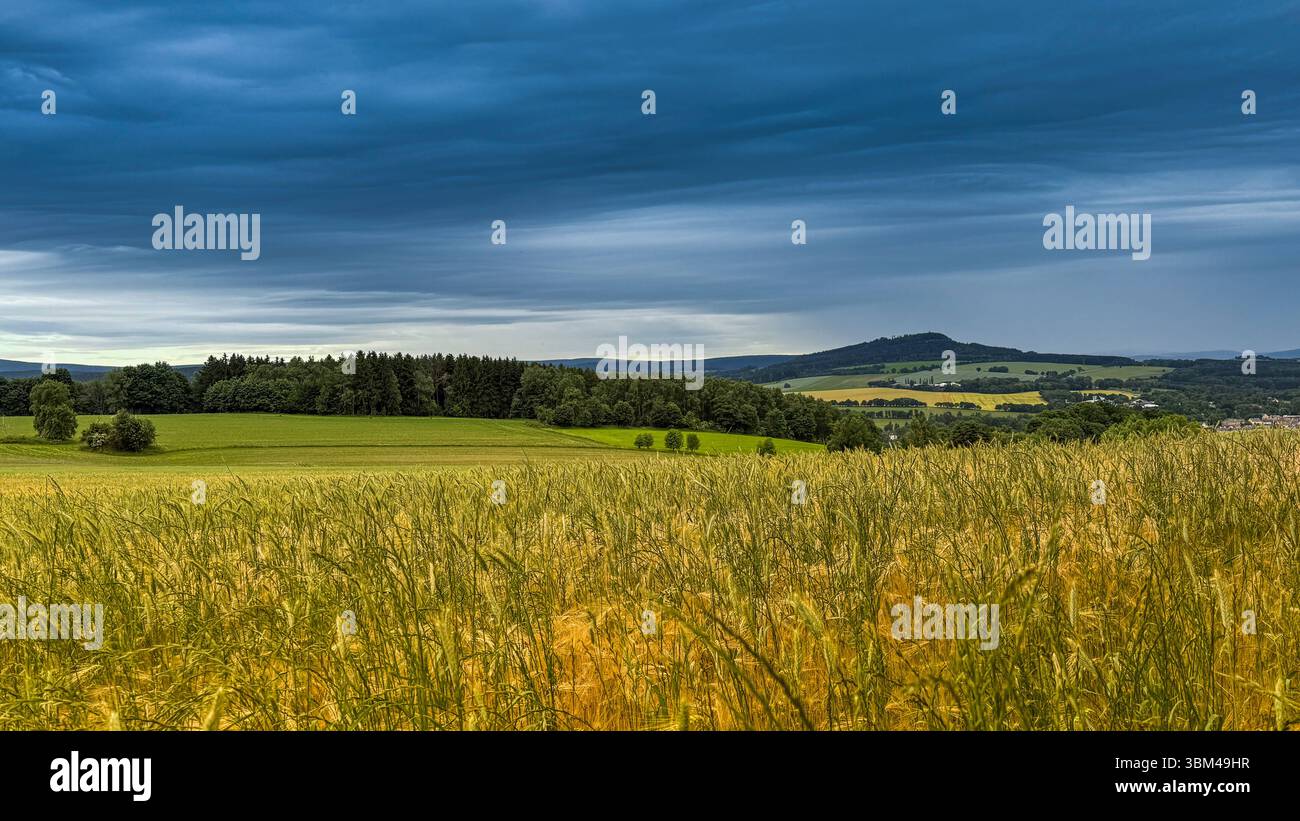 Wer heute Abend einen Blick gen Himmel gewagt hat, war von ...