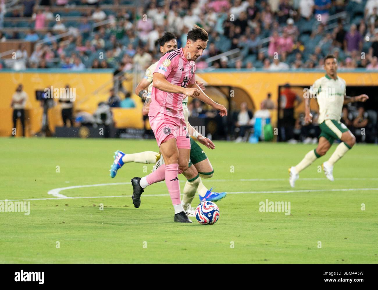 Miami Gardens, Vereinigte Staaten. 24th June, 2025. Leo Afonso (Inter ...