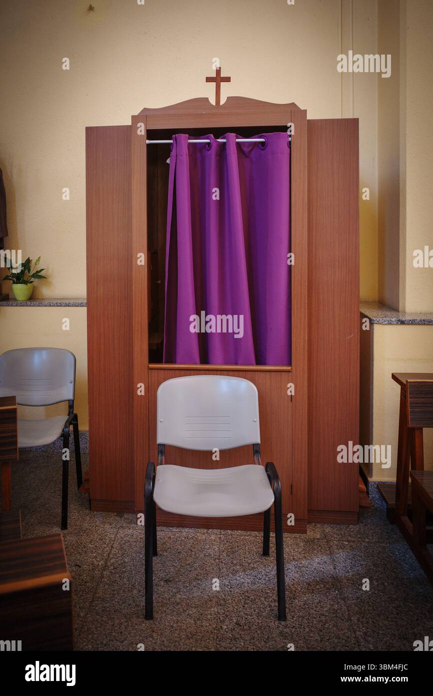 The confessional of a catholic church Stock Photo - Alamy