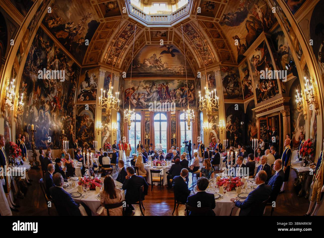 THE HAGUE - Overview of a dinner with heads of state and government at ...