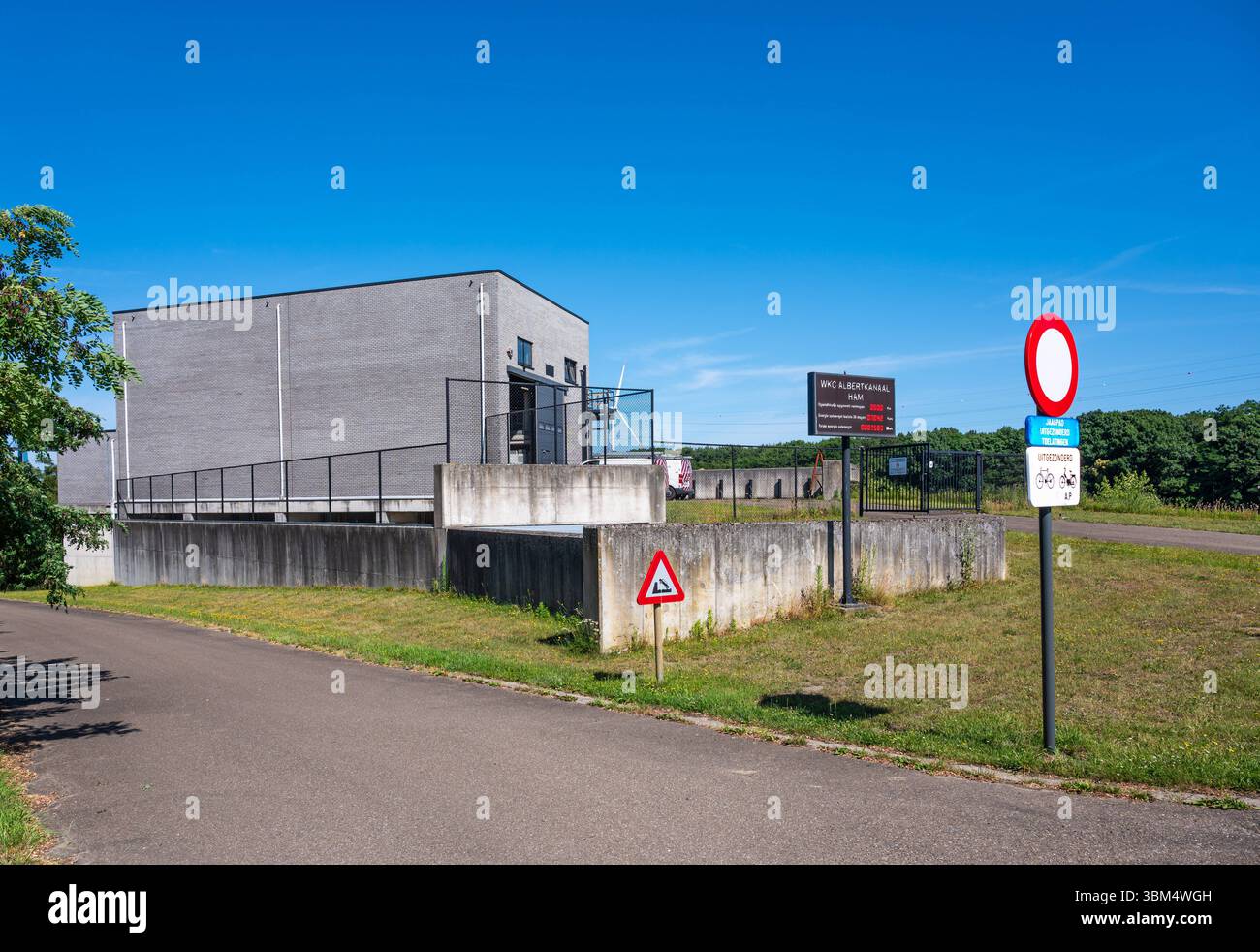 The Inland Terminals Group for the loading and charging of container ...