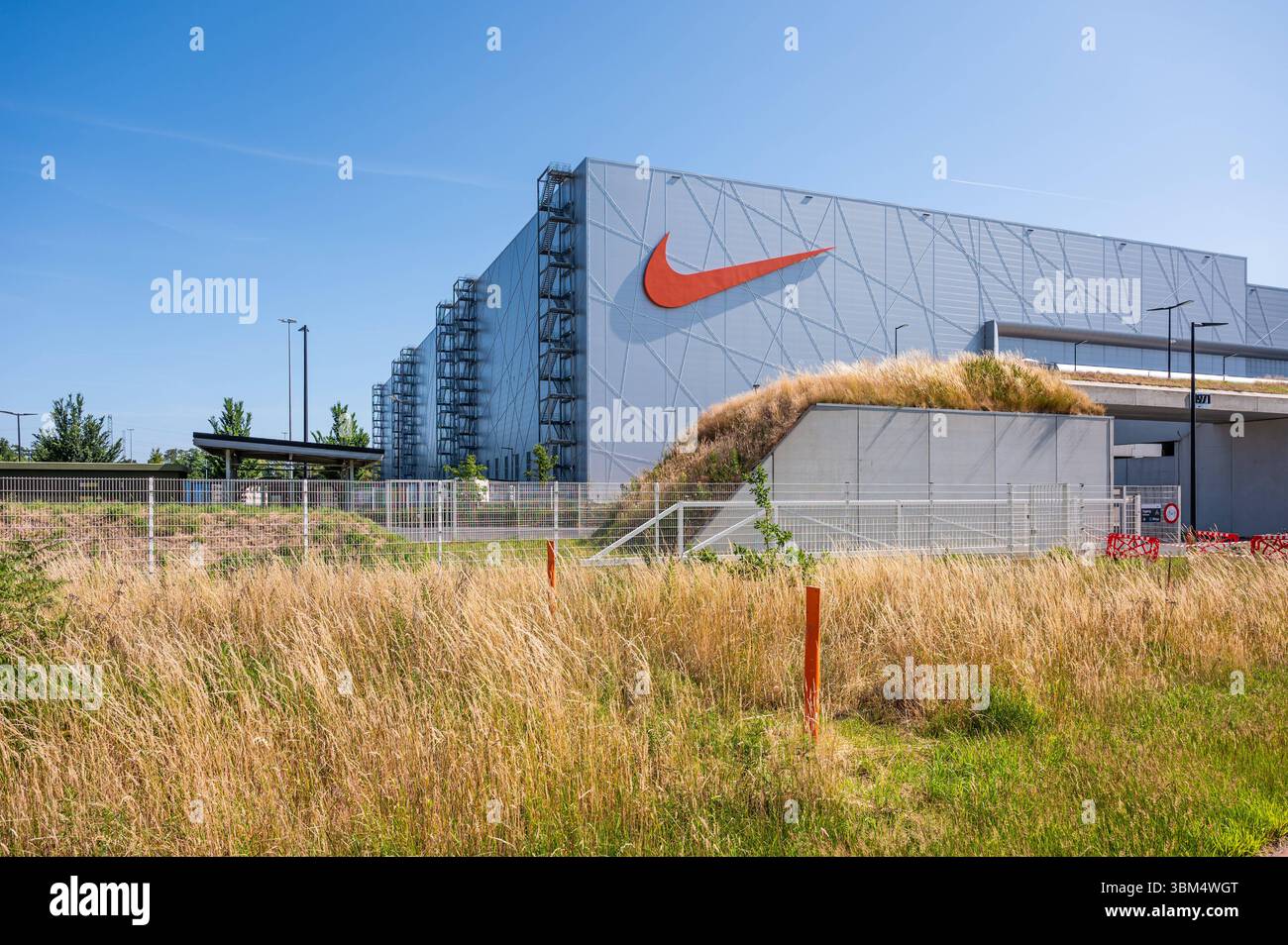 Nike logistics center facility in Laakdal, Antwerp Province, Belgium 20 ...
