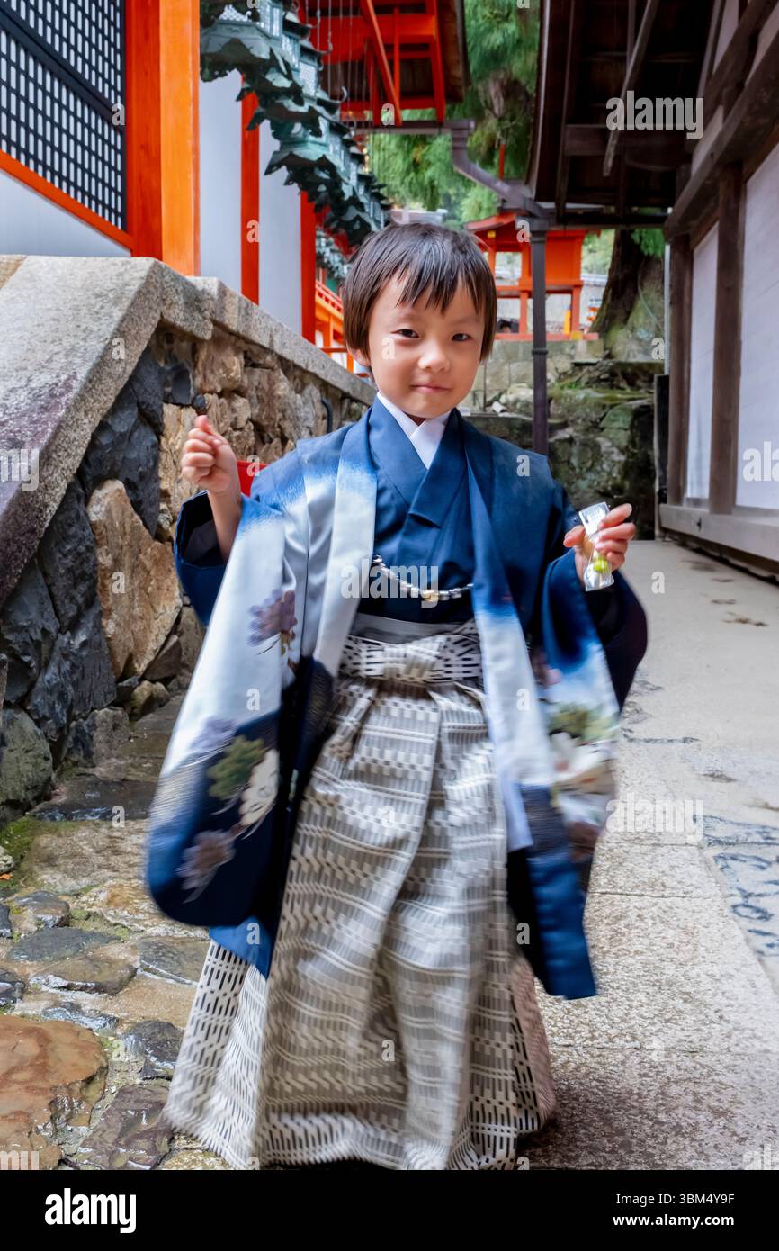 Japanese boy, Shichi-Go-San rite of passage, Kasuga Taisha shrine, Nara ...