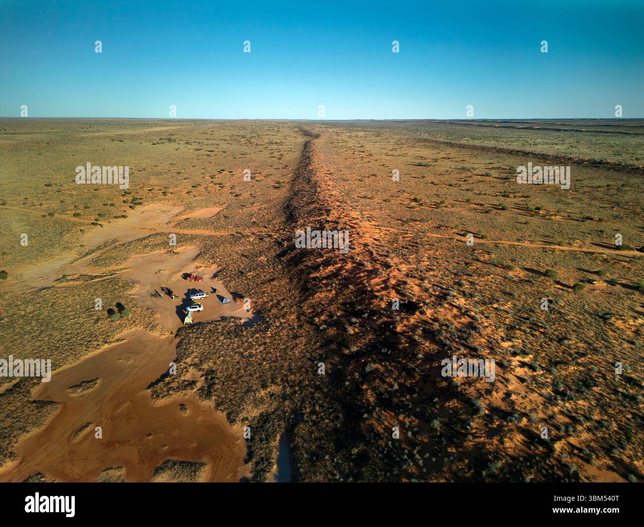 Camping by the QAA Line, Simpson Desert, Queensland, Australia Stock ...