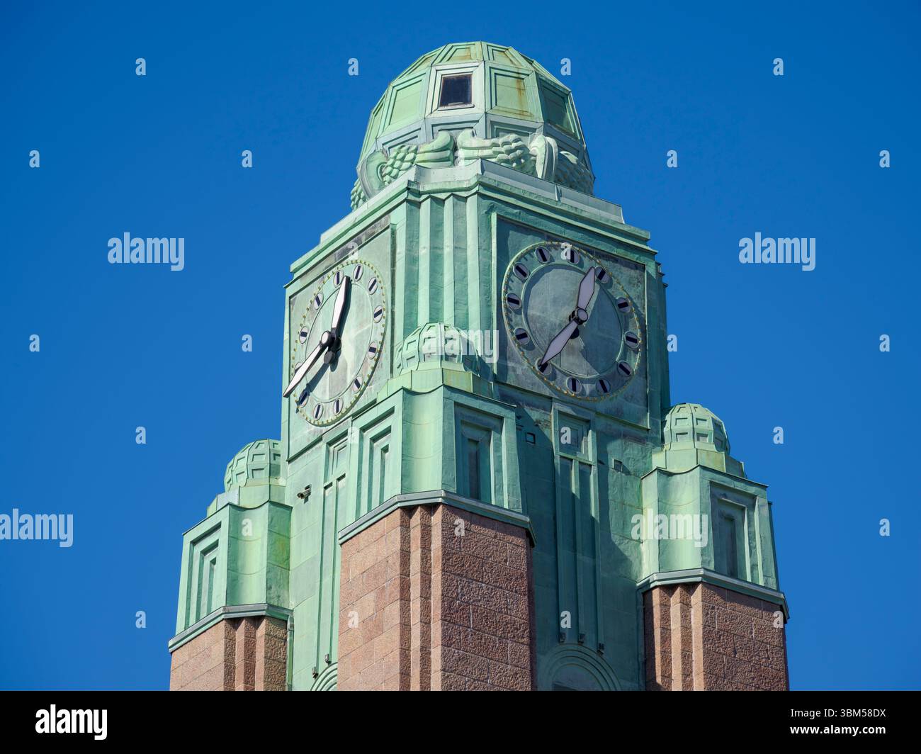 Helsinki central station, example of blending Art Nouveau and ...