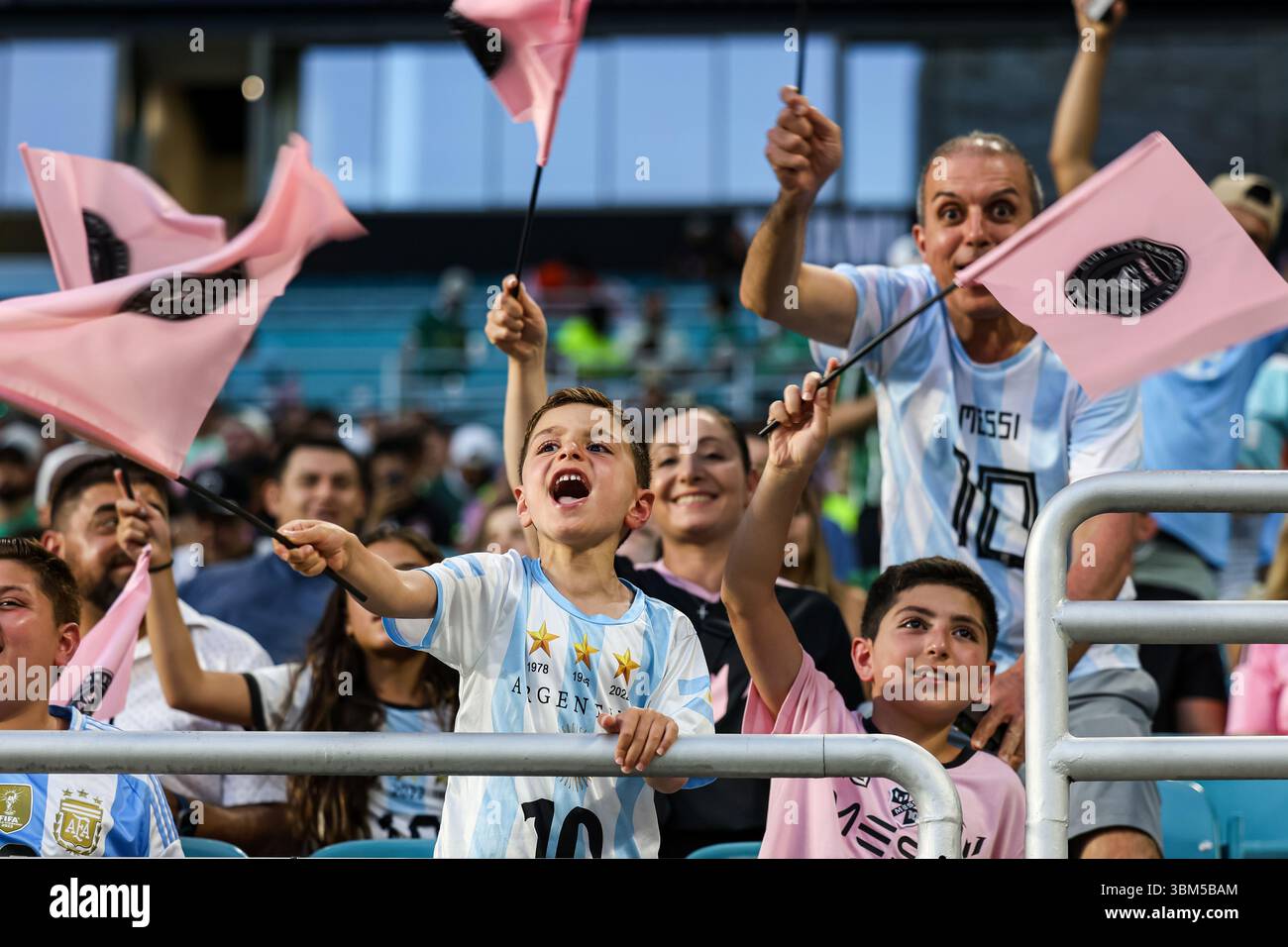 Miami Gardens, USA. 23rd June, 2025. Fans of Inter Miami CF cheer on ...