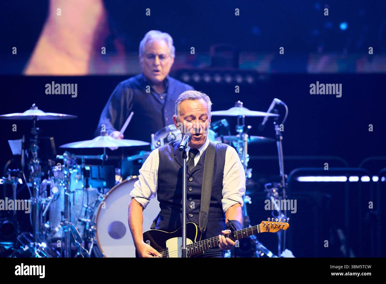 Bruce Springsteen perform on stage during Bruce Springsteen and The E ...