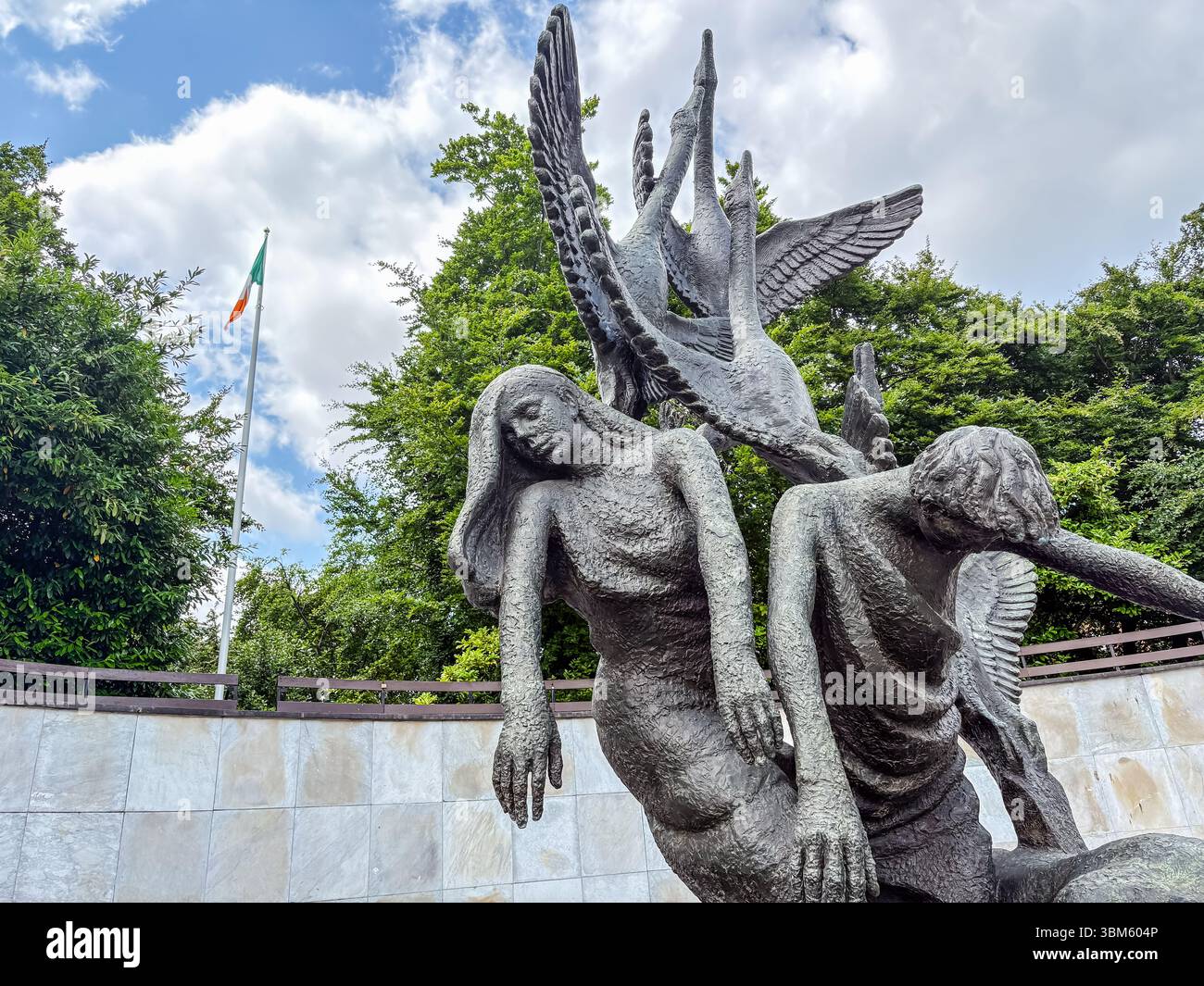 Children of Lir sculpture, bronze depiction of the Irish legend in the ...