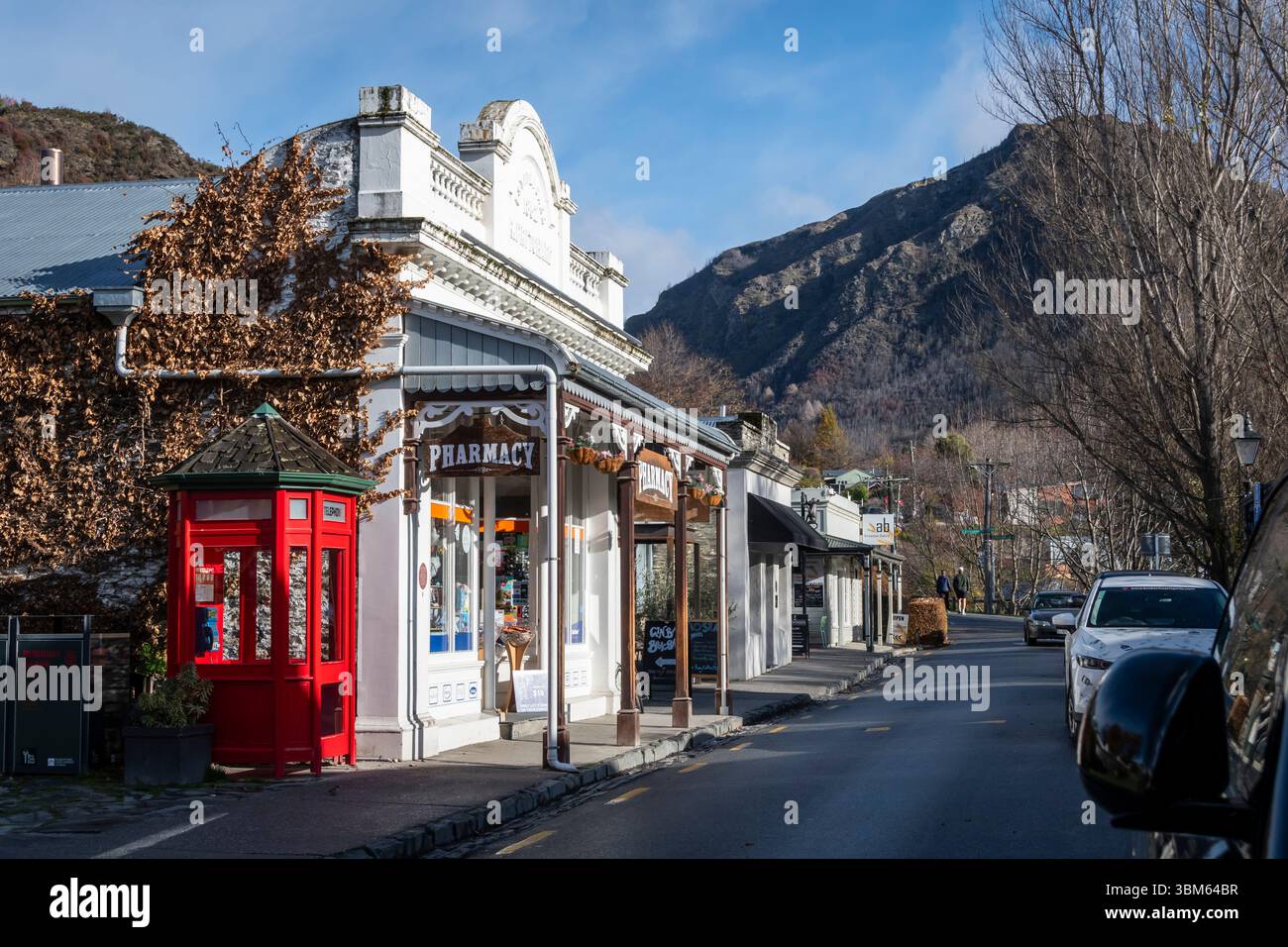 Shops in Buckingham Street, Arrowtown, Central Otago, South Island, New ...
