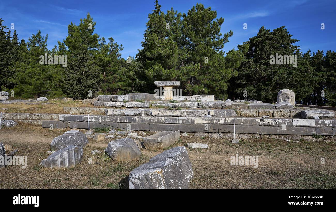 Stone ruins in the open air surrounded by trees, Doric temple, early ...