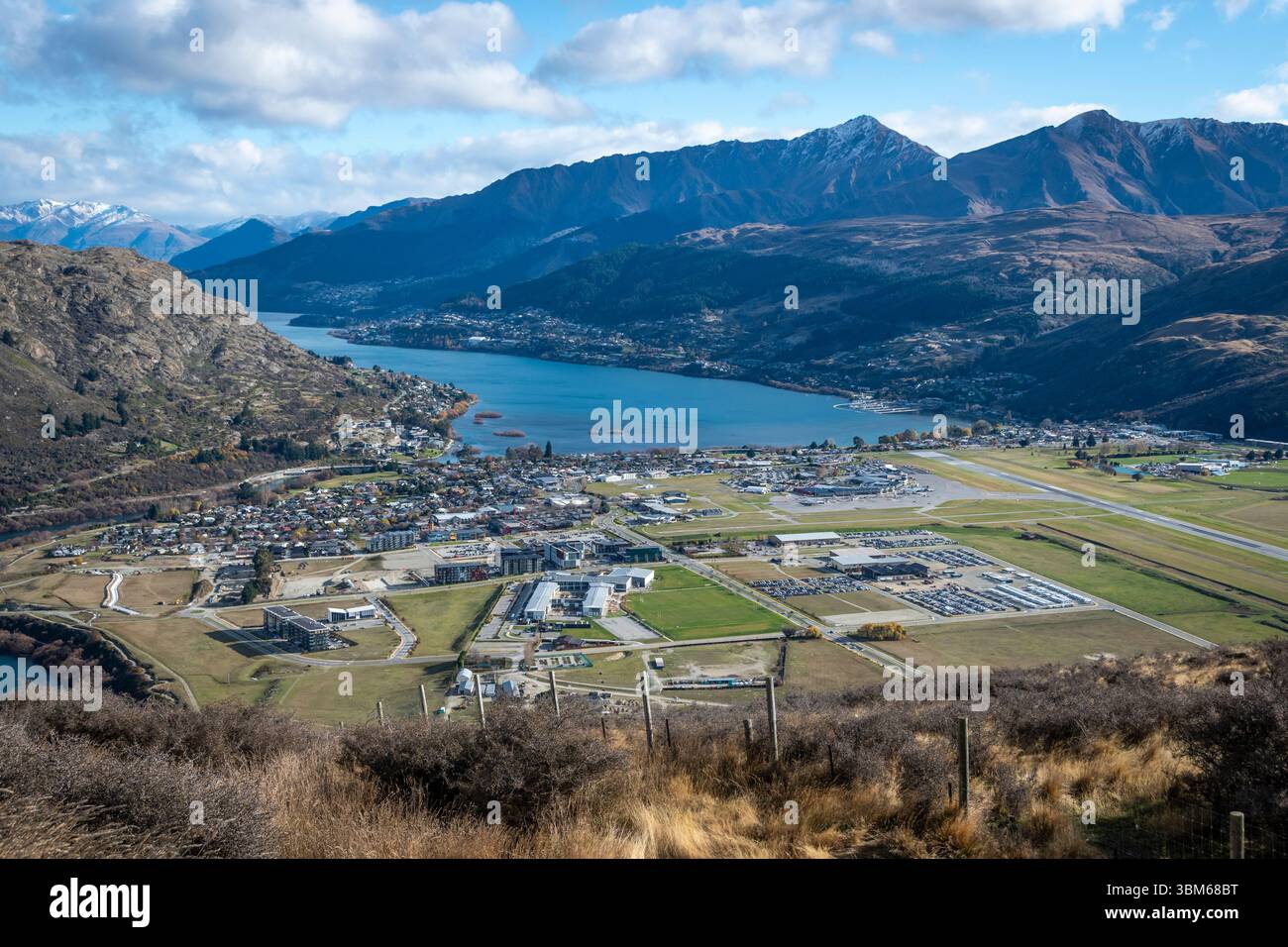 Queenstown, Frankton and Lake Wakatipu, Central Otago, South Island ...