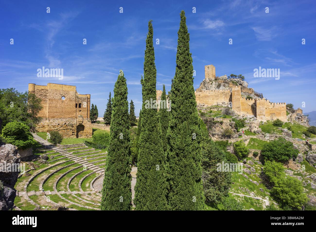 La Iruela castle, fortress of Andalusian origin, La Iruela ...