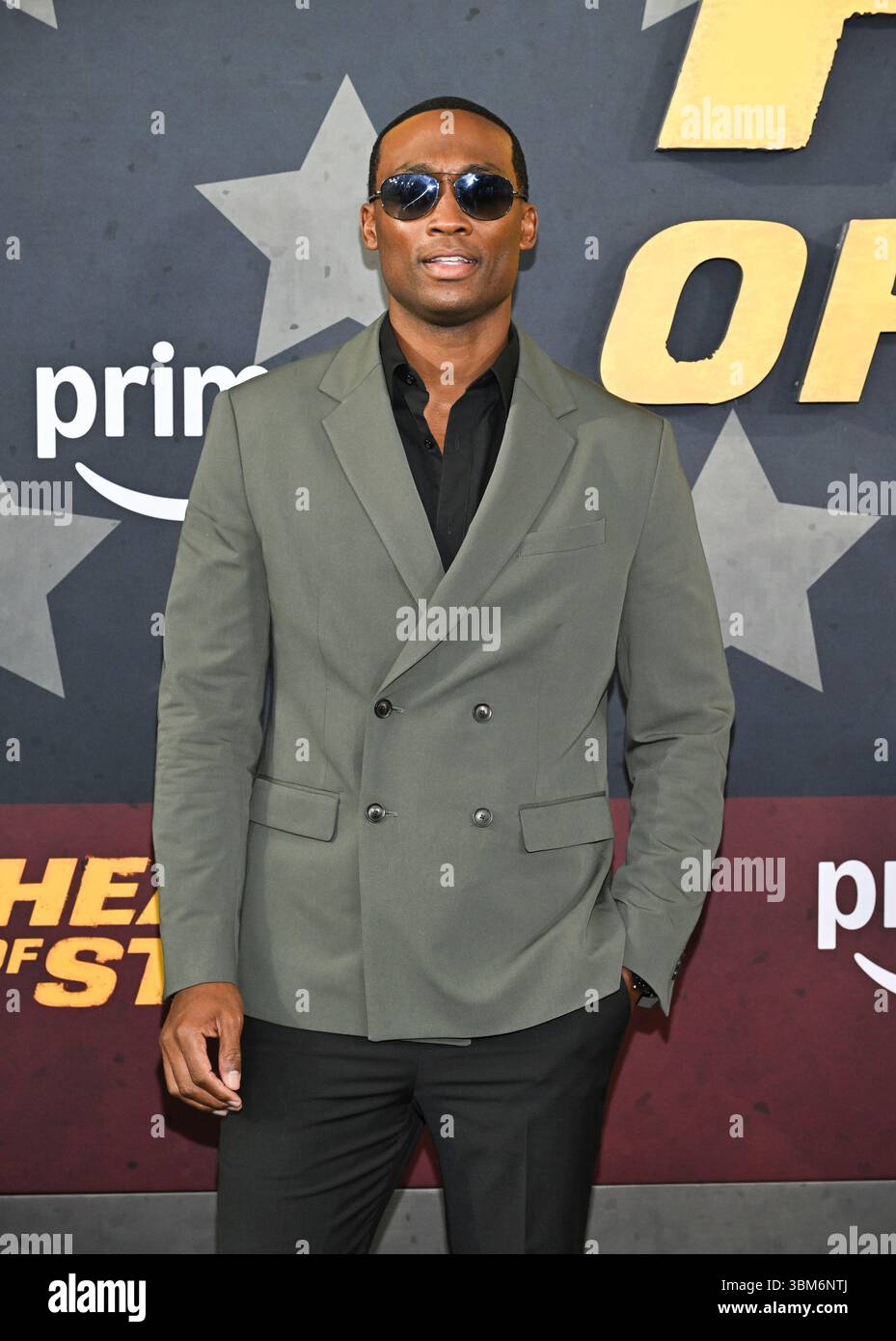 Lloyd Dickenson attends the world premiere of "Heads of State" at Alice ...