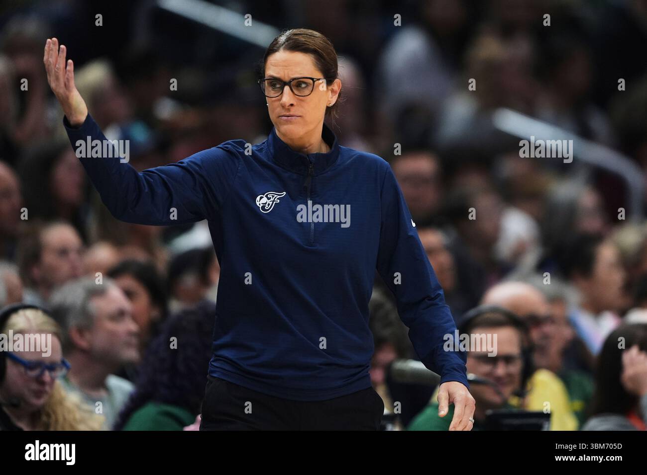 Indiana Fever head coach Stephanie White gestures on the sideline ...
