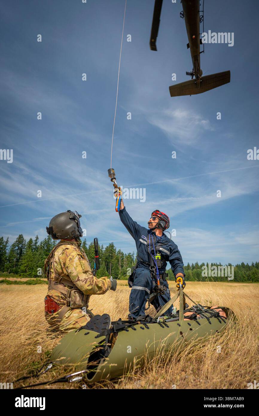Seattle Fire Department firefighters conduct hoist training with ...