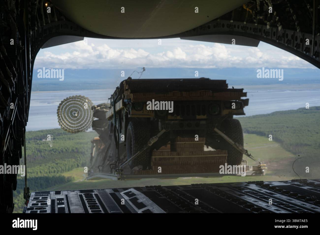 An Alaska Air National Guard C-17A Globemaster III aircraft conducts ...
