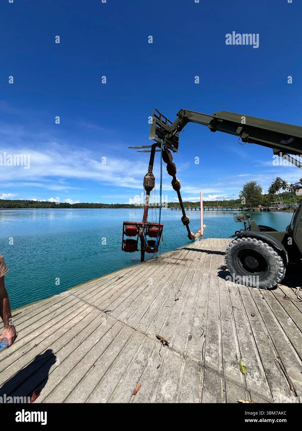 250610-N-GL382-1002 MANUS, Papua New Guinea (June 10, 2025) Seabees ...