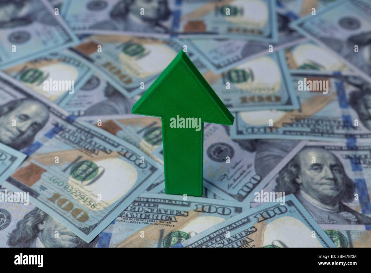 Bills money dollars arrow statistics hi-res stock photography and ...