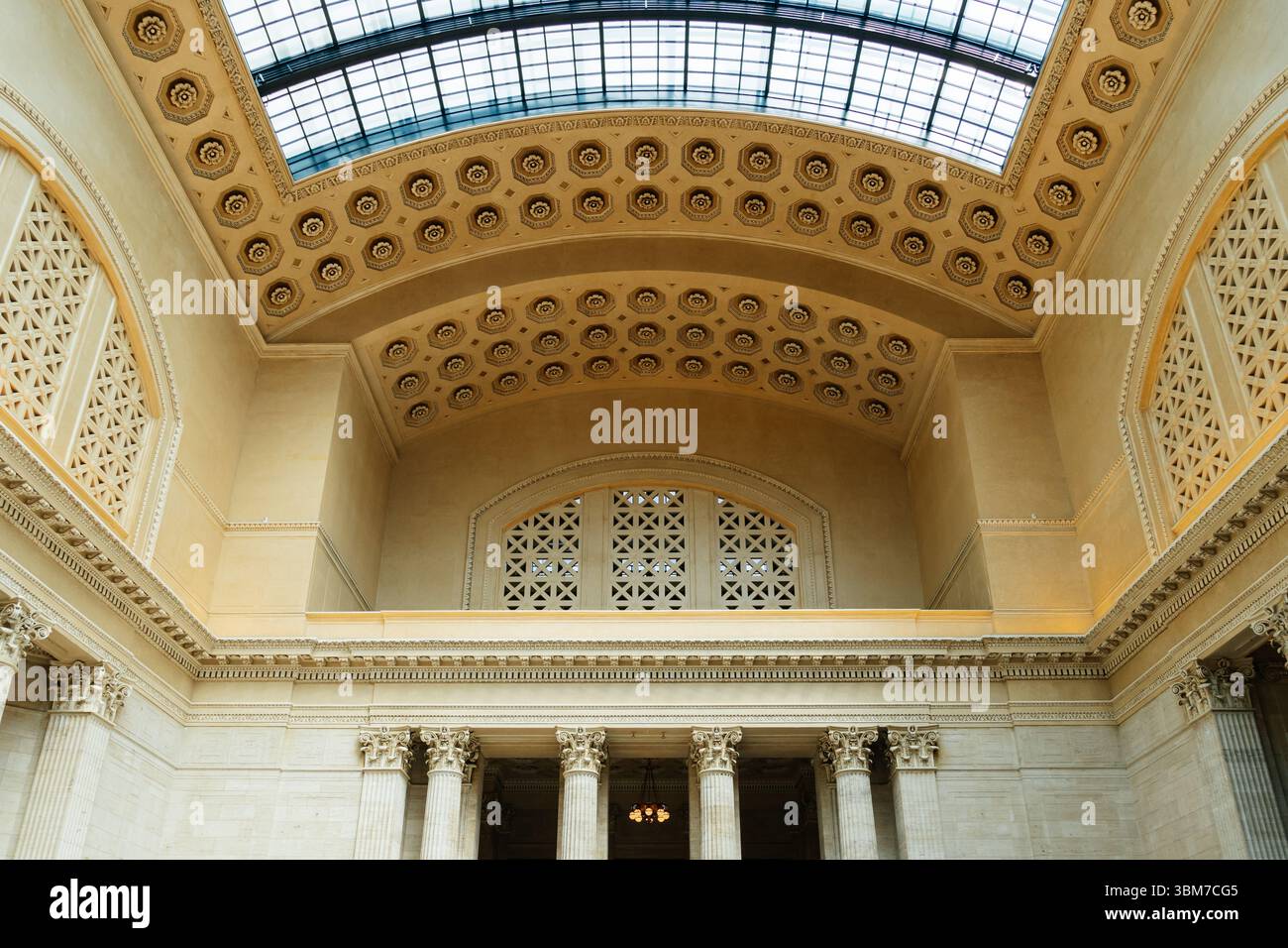Chicago, USA - April 14, 2025: A view of the grand hall in Chicago ...