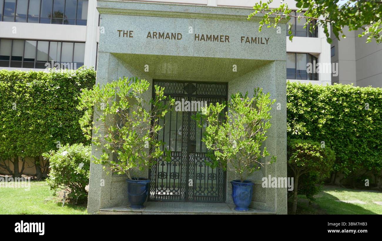 Los Angeles, California, USA 24th June 2025 The Armand Hammer Family ...