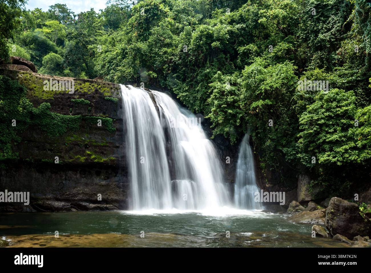 A stunning view of Umkrem Waterfalls near Dawki in Meghalaya, India ...