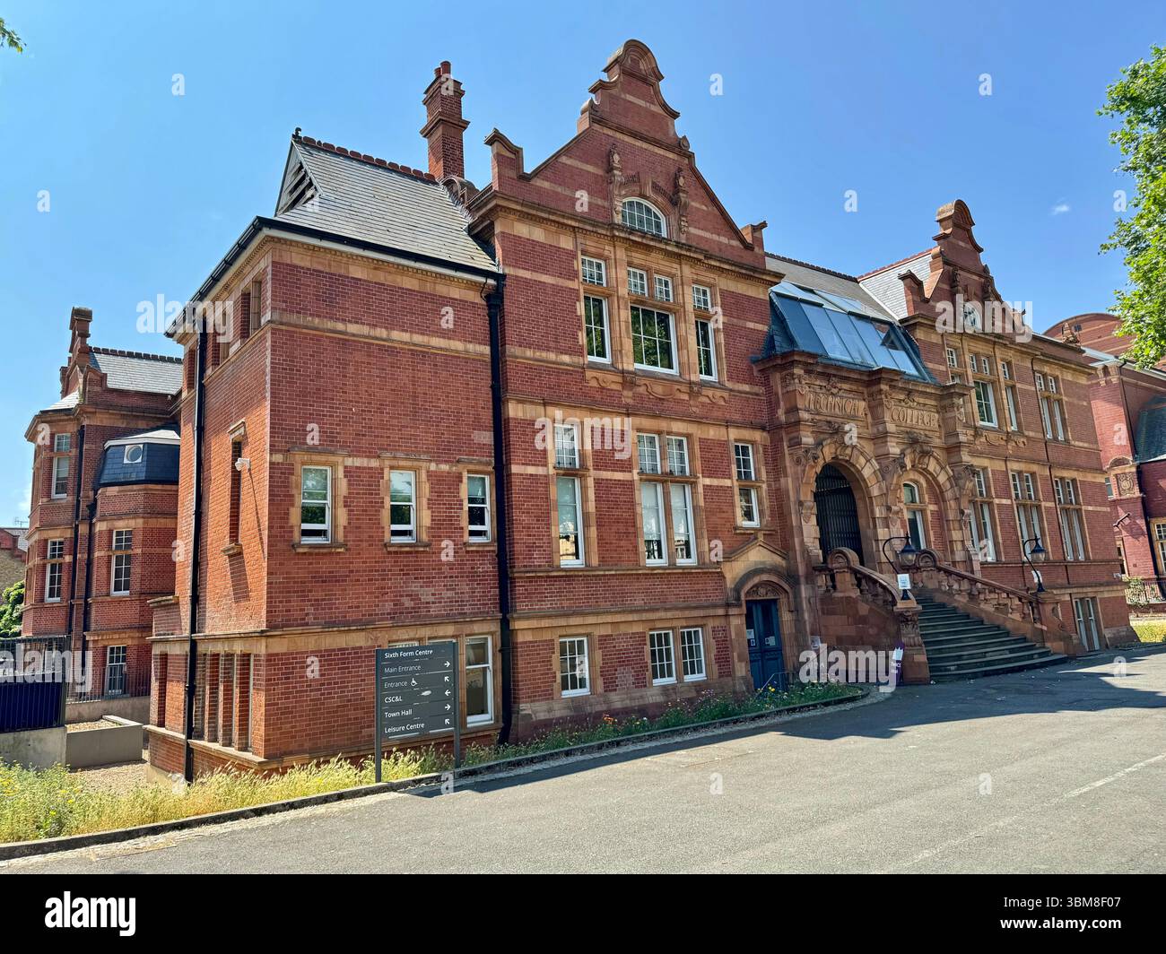 Newham College 6th Form building, previously The Technical College ...