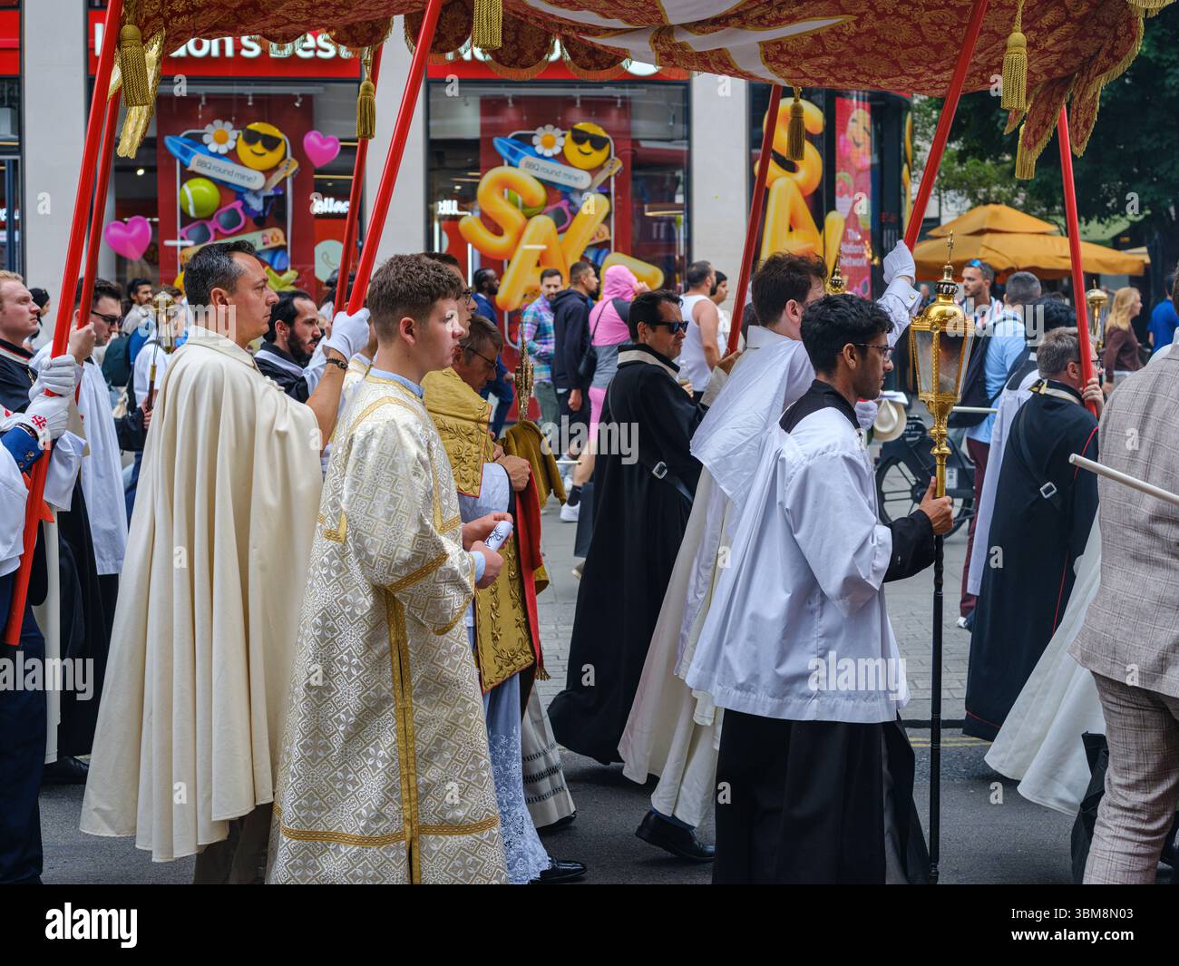 United Kingdom, London, 23 Jun 2025. Catholic clergy and faithful take ...