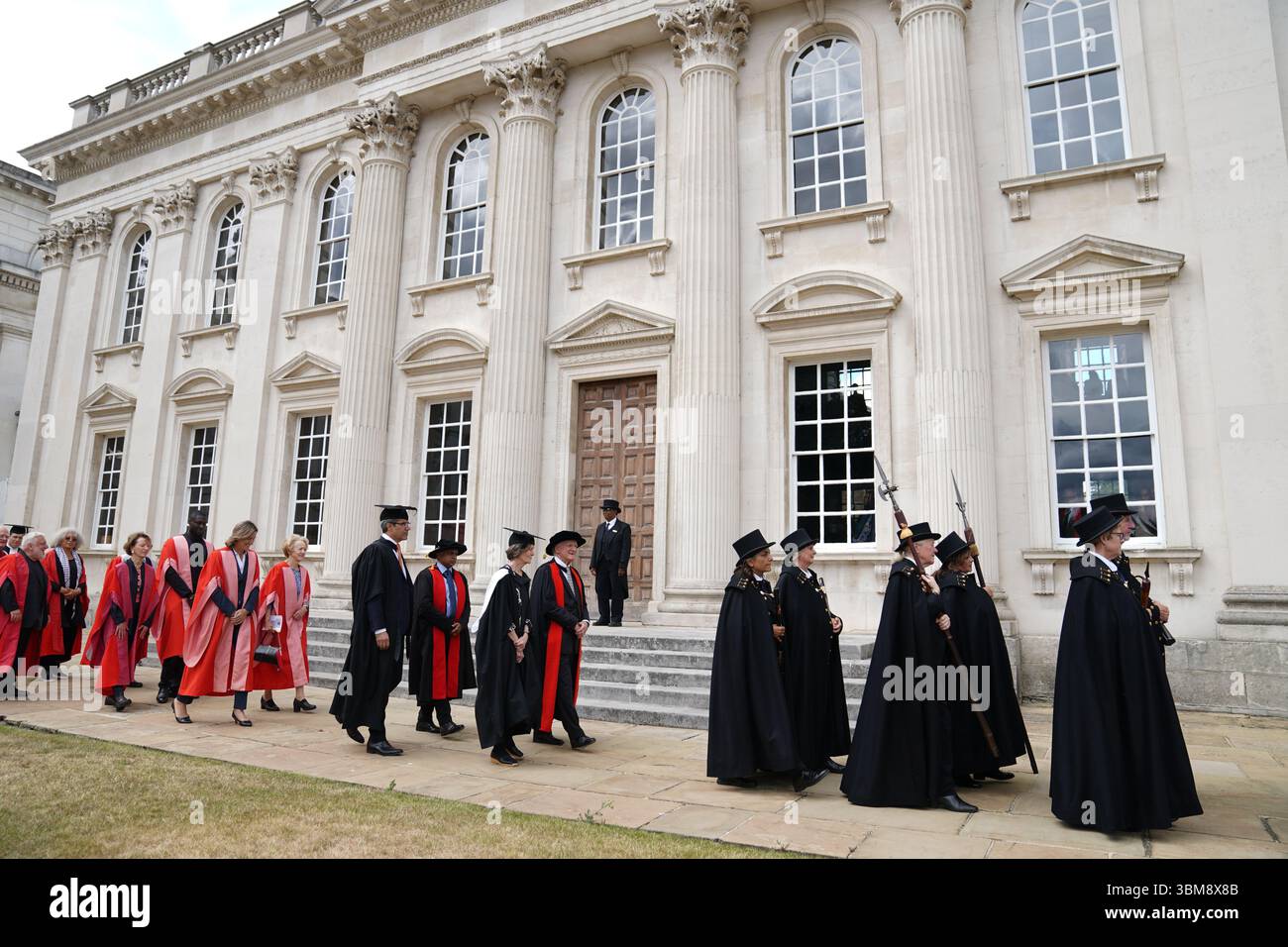 (left to right) Sir Simon Russell Beale, Professor Angela Davis, the ...