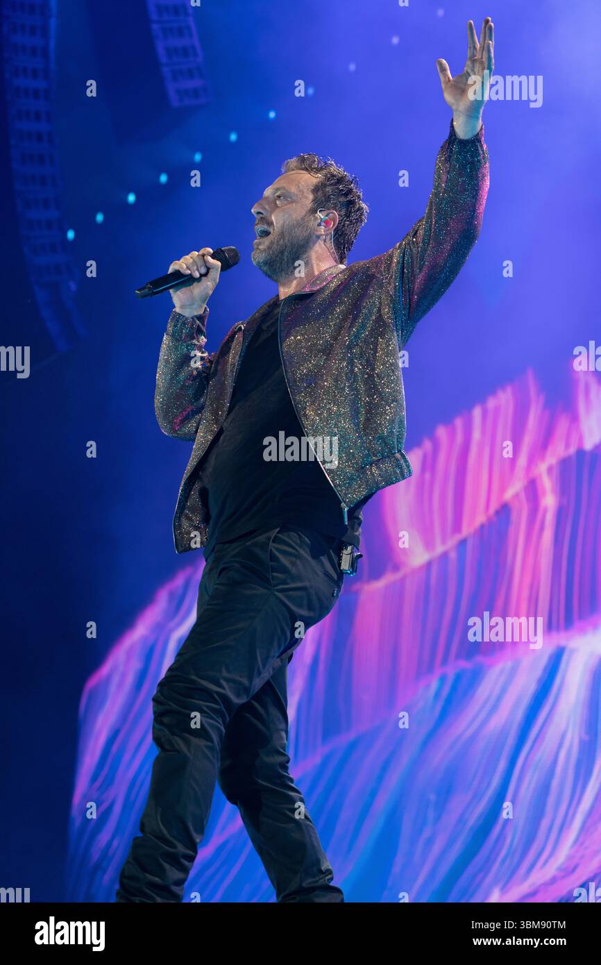 Napoli, Italy. 24th June, 2025. Italian singer Cesare Cremonini ...