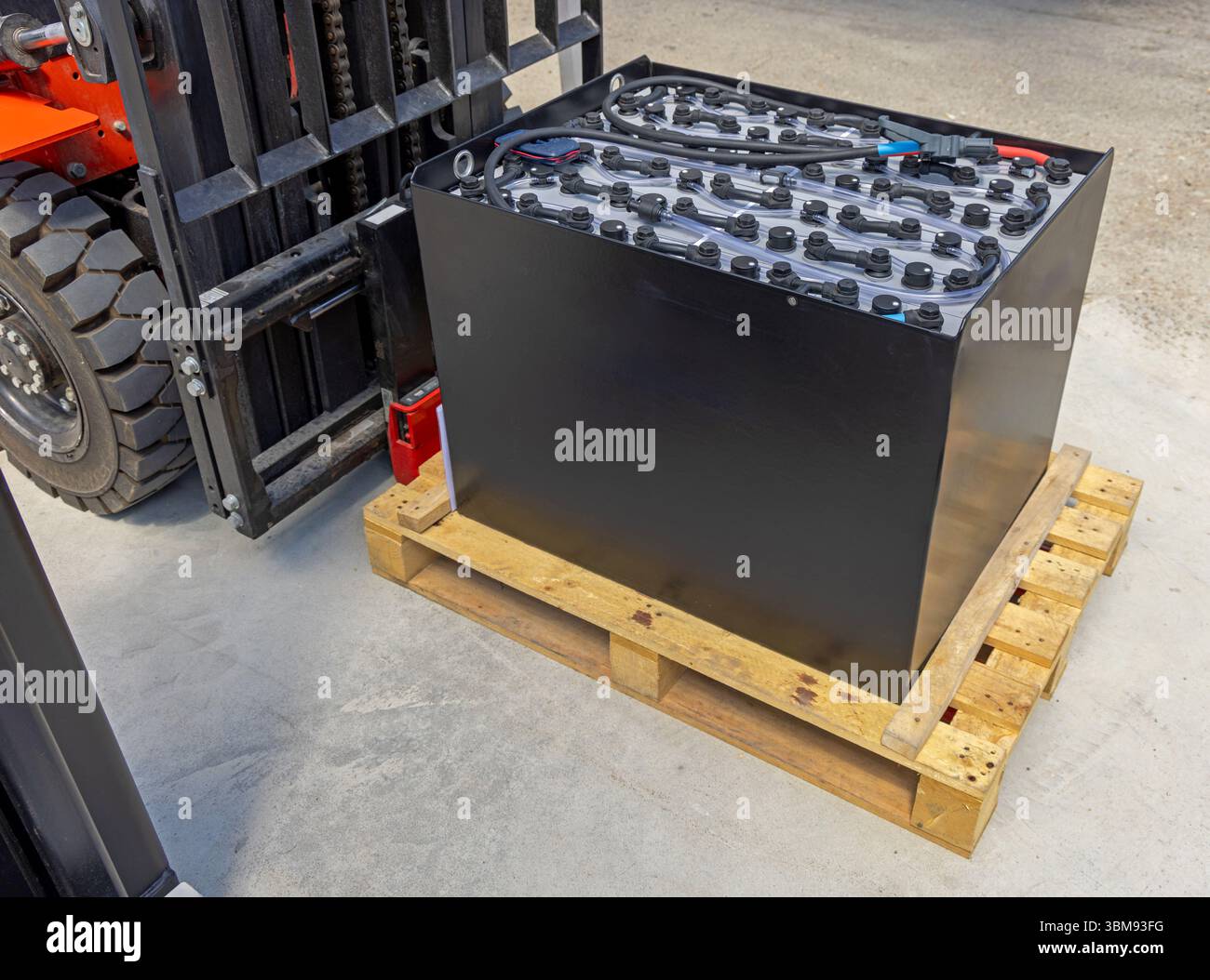 Lead Acid Battery Box for Forklift at Cargo Pallet Stock Photo - Alamy