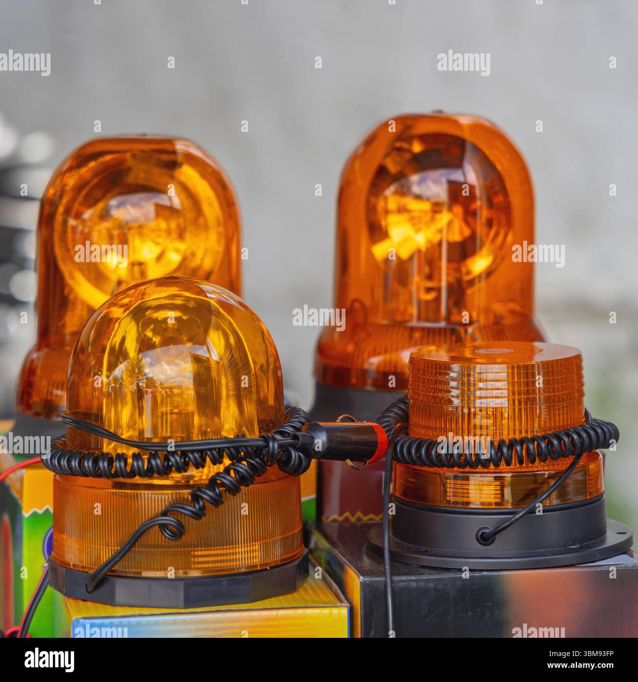 Incandescent Amber Dome Warning Light Wire Car Plug Stock Photo - Alamy