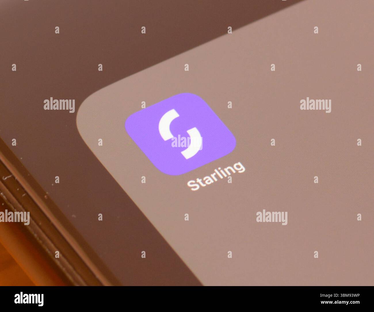 Starling challenger bank logo hi-res stock photography and images - Alamy