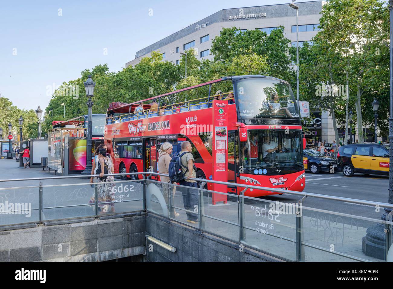 Barcelona - Spain - 06-24-2025: Barcelona City Tour Bus Ready For ...