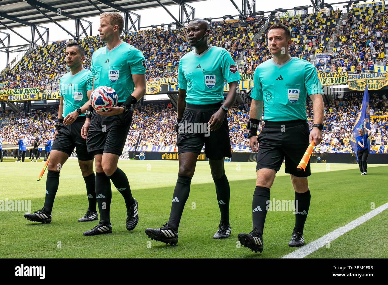 Nashville, USA. 24th June, 2025. FIFA Club World Cup referees enter the ...