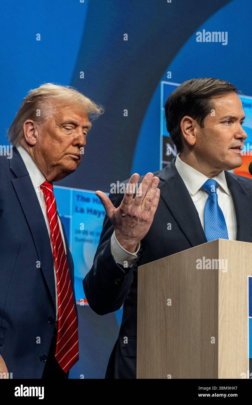 DEN HAAG - Donald Trump, president of the United States, during a press ...