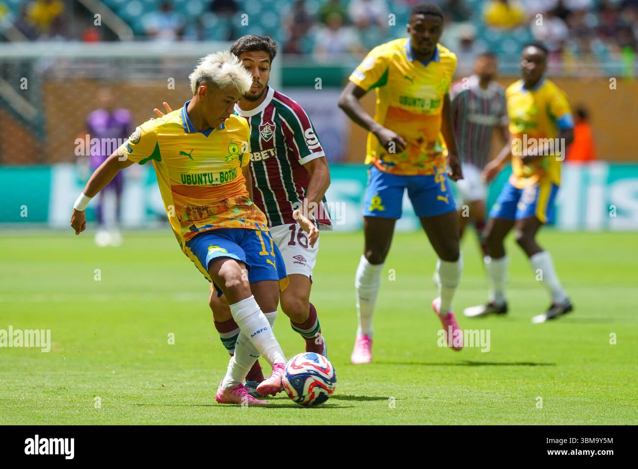 Mamelodi Sundowns' Marcelo Allende passes the ball in front of ...