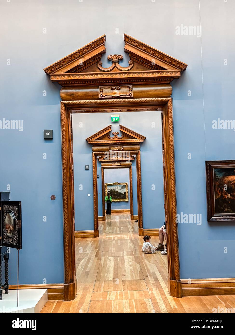 Showing a visitors corridor hi-res stock photography and images - Alamy