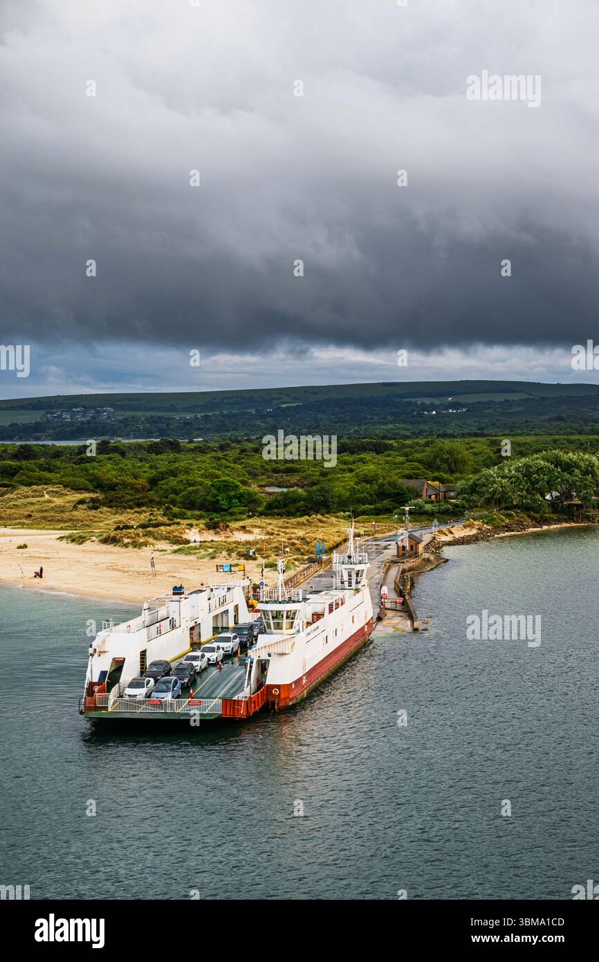Sandbanks Ferry in Swanage, South Haven Point, Poole, Dorset, England ...