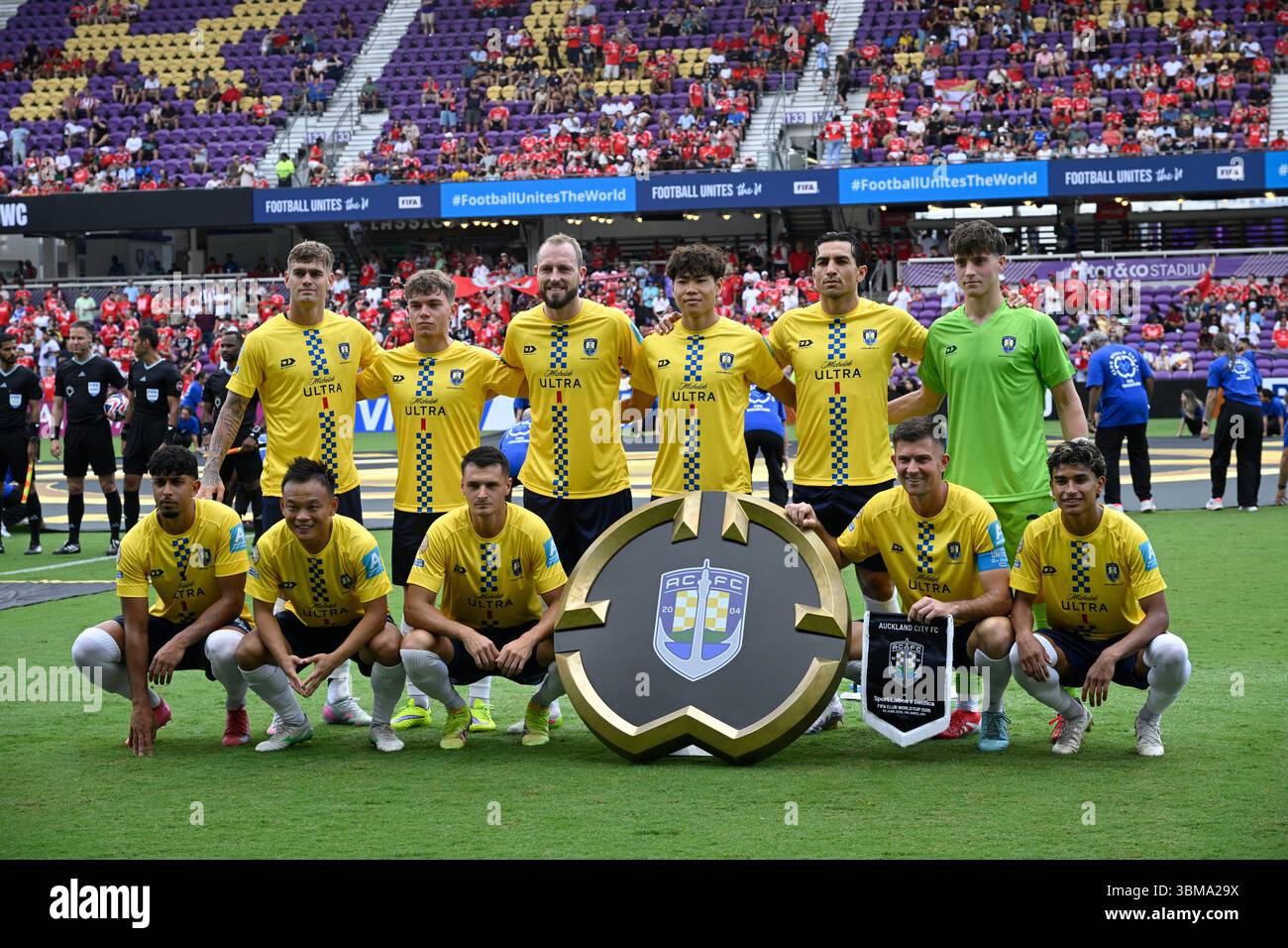 Auckland City team photo before a Club World Cup Group C soccer match ...
